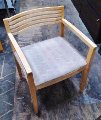 Atlantic Liquidators - Knoll "Ricchio" Studio Chair