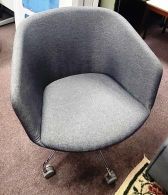 Atlantic Liquidators - Poppin Furniture - "Pitch" Meeting Chair